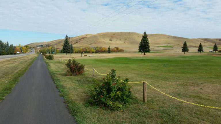 Path – Katepwa Beach, Saskatchewan
